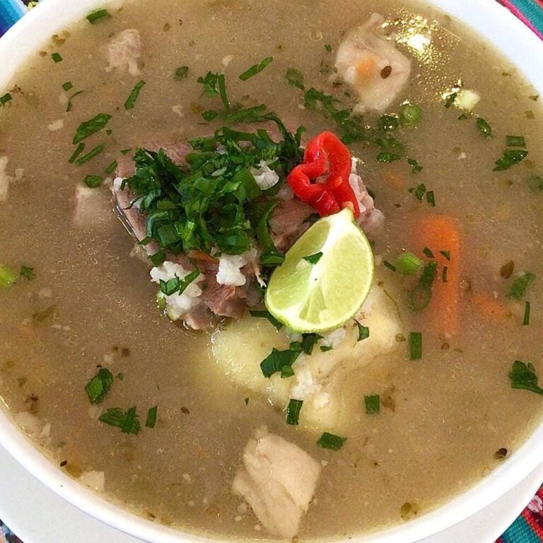Caldo de Mote - Comidas Peruanas