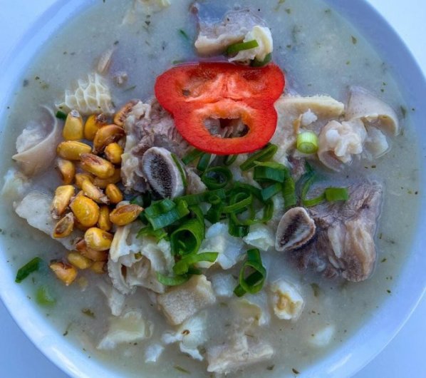 Caldo de Mote - Comidas Peruanas