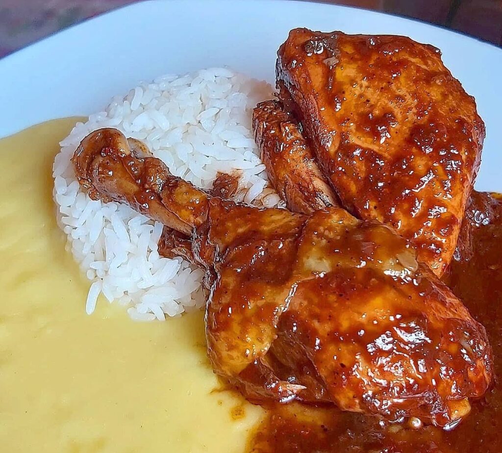 Pollo en Olla - Comidas Peruanas